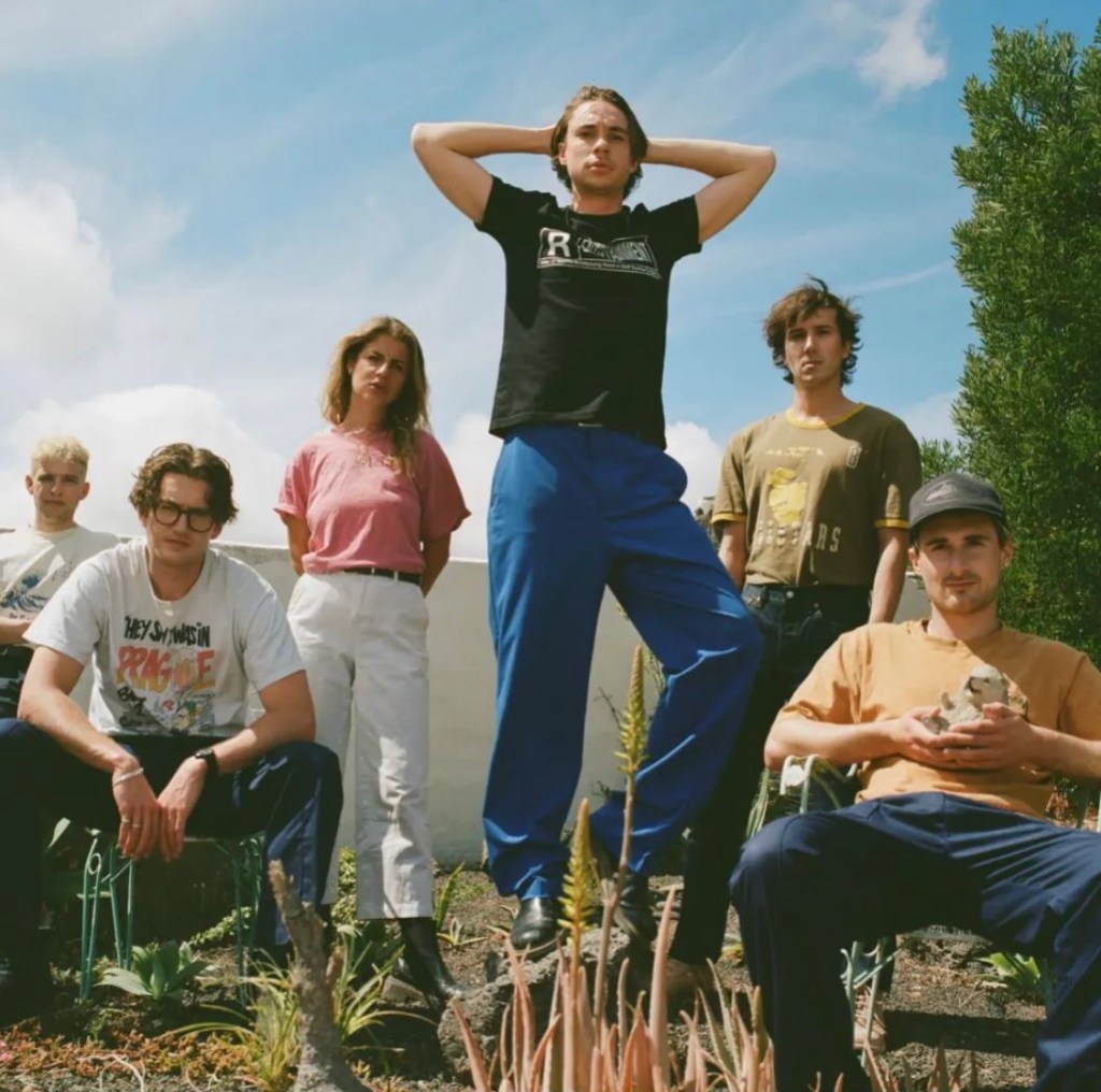 Sports Team – Gulp Album – Lois The Stylist